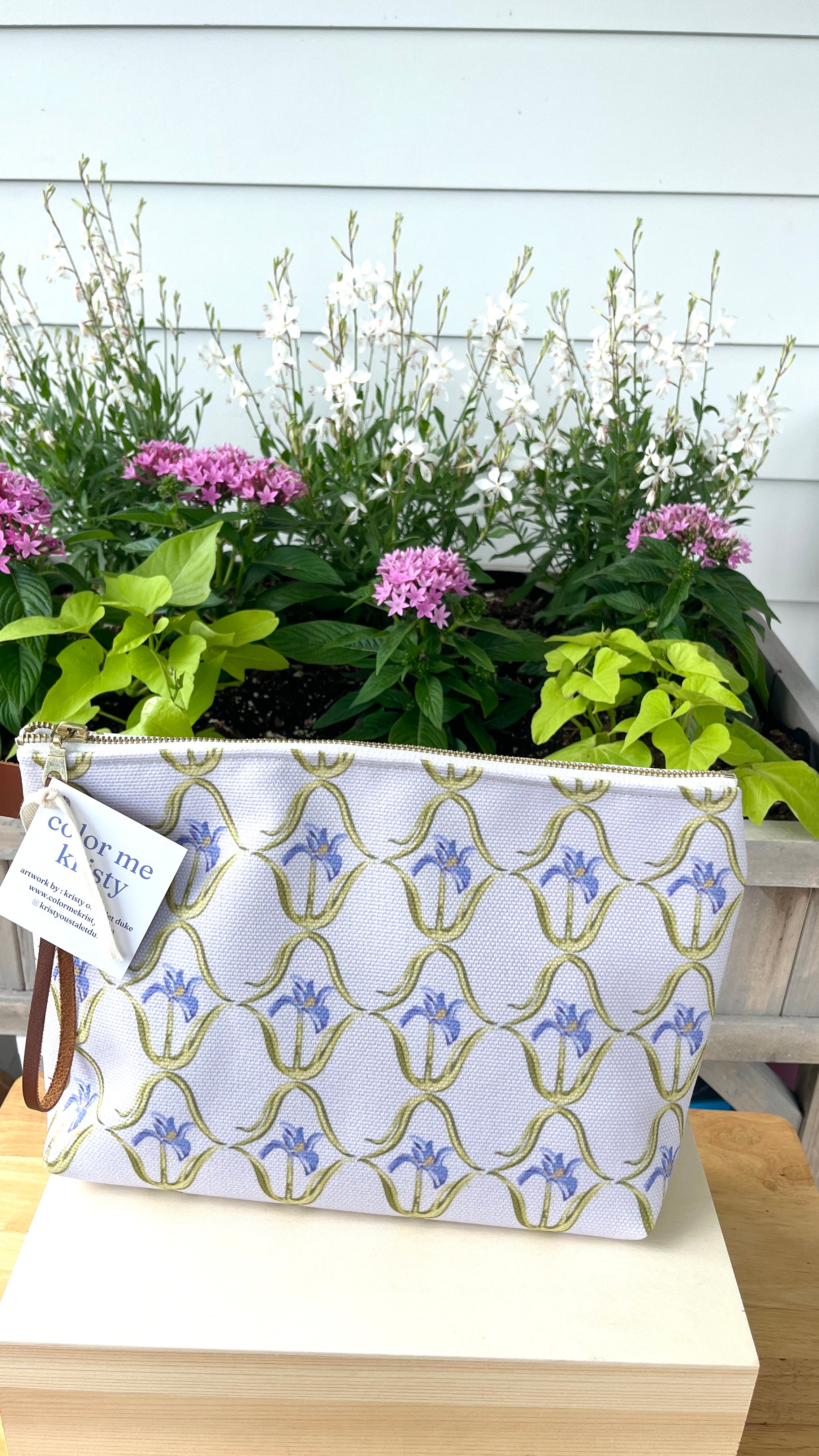 Travel Bag in Iris Print – Kristy Oustalet Art